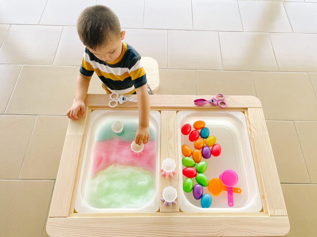 Easter Bubble Foam and Water Play