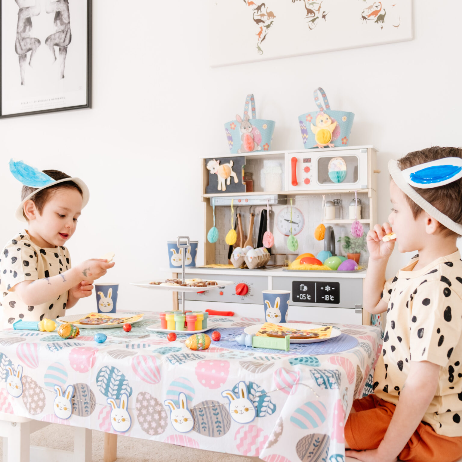 Easter Kids Table
